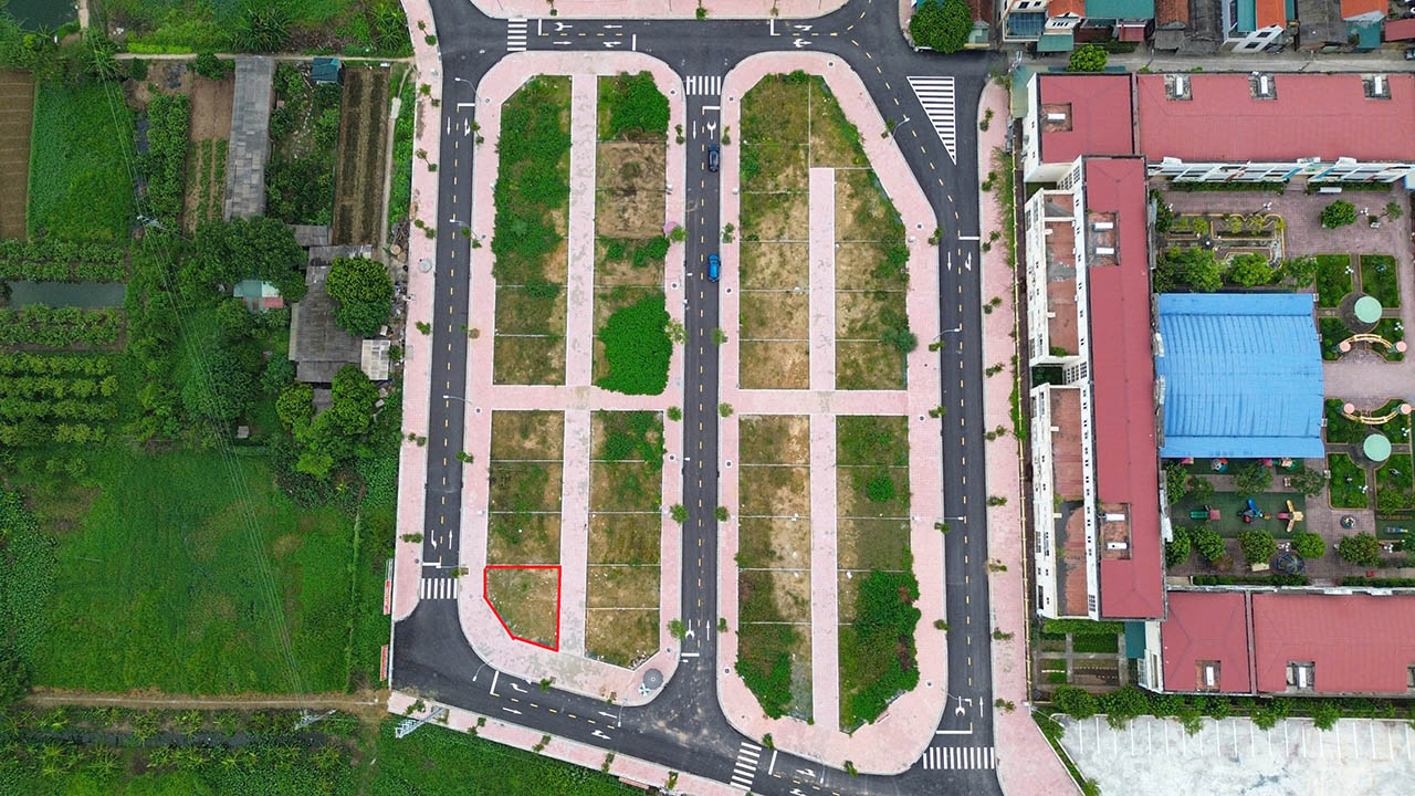 Bất thường, bất lợi và bất ổn từ vụ đấu giá đất kiểu Thủ Thiêm tại vùng ...