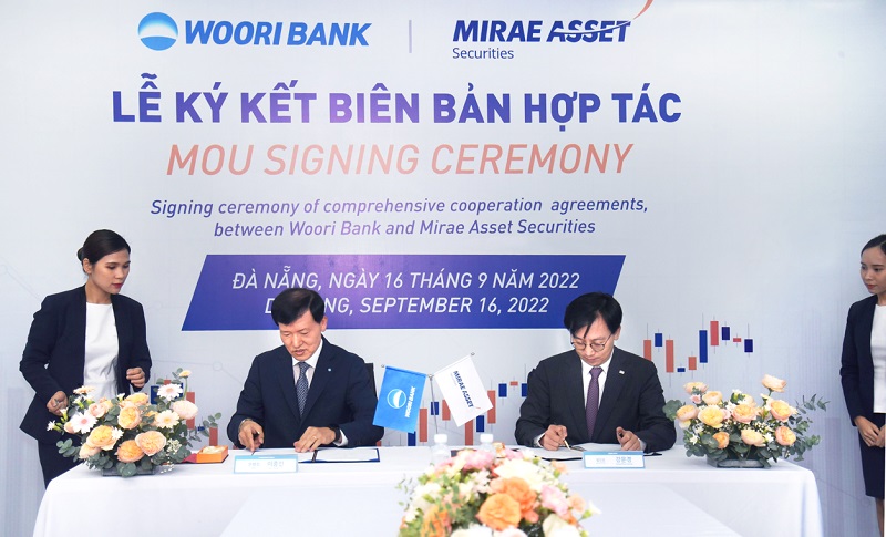 Chứng khoán Mirae Asset Việt Nam ký kết thỏa thuận hợp tác với Woori Bank