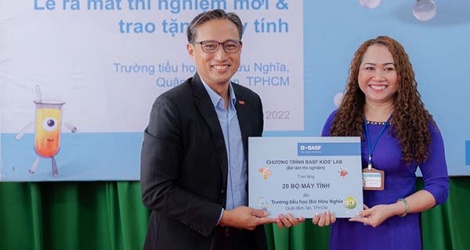 BASF Việt Nam giúp học sinh tìm hiểu về môi trường với hai thí nghiệm ...