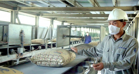 Xuất khẩu xi măng, clinker lao dốc