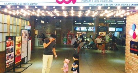 Công phá thị trường rạp chiếu phim Việt: CGV là công thần hay tội đồ?