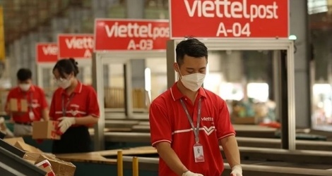 CMC kích hoạt AI-X; Viettel Post mở công ty con tại Lào; GSM và Mai ...